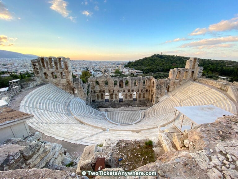 Which ATMs In Greece Should You Use? [Banks, Fees, Cards]